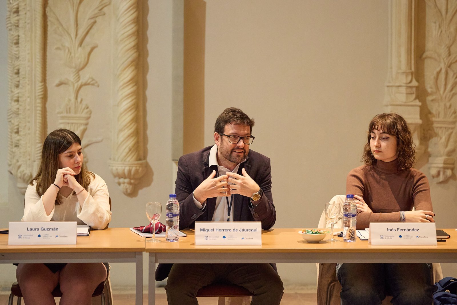 Sesión de debate para el Equipo Rectoral sobre “Liderazgo y valores”